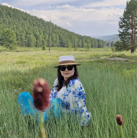 Гандантэгчэнлин Өндөр хайрхан буюу Сонгино хайрхан уулын тахилга Могой жилийн хаврын адаг