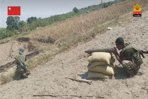 Khit Thit Media On Twitter ကျောက်ထုမြို့ရှိ လေတပ်၊ အမြှောက်တပ်၊ ကပစ ၂၃ နှင့် ရဲစခန်းတို့ကို ရ