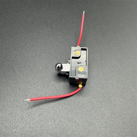 کلید روشن و خاموش کردن انواع ماشین اصلاح و حجم زن ارجینال کیمی شاپ