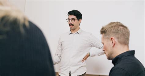 Nested Sequence 0100000115still006 Blue Partner