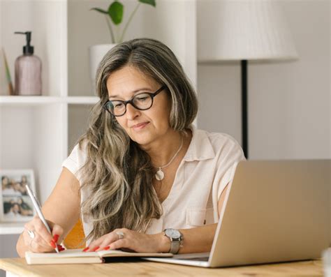 How To Write An Obituary A Step By Step Guide For Grieving Families Steele Law Firm