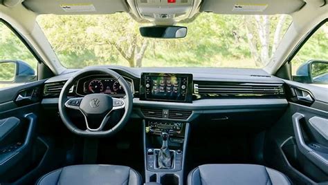 폭스바겐 제타 부분변경 모델 공개 업그레이드된 가성비 세단 네이트뷰