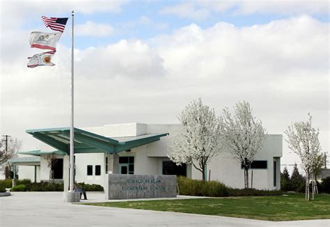 Lone Star Elementary Added A New Photo Lone Star Elementary