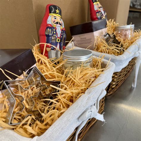 Hamper Packaging Hamper Baskets Wholesale T Pack