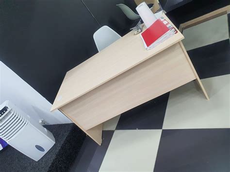 Стол письменный Офисная мебель Караганда на Olx