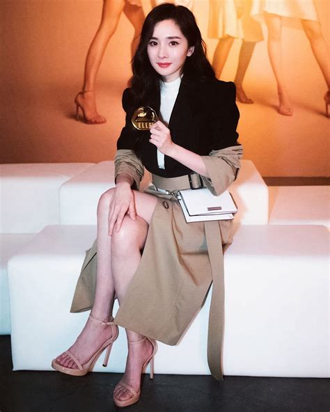 楊冪鞋高7公分穿起來腿最美 帶貨女王選鞋秘訣大公開 ET Fashion ETtoday新聞雲