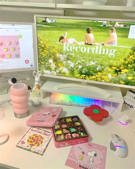 뇽하우스 인테리어•고양이•일상 제품제공 기다리고 기다렸던 금요일 퇴근시간까지 한시간 벌써부터 행복에 겨운 기분