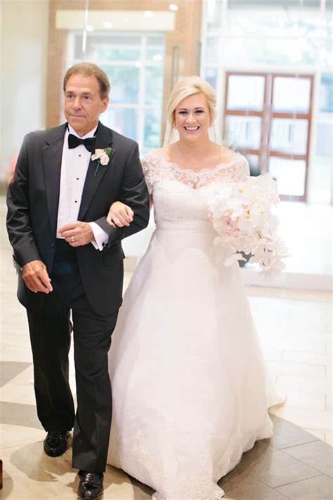 Watch The Most Amazing Wedding Video Featuring Nick Saban Youve Ever Seen Roll Tide Football