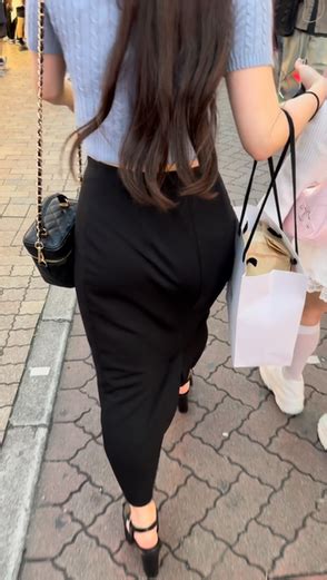 タイトスカート女子コレクションvol11 いやらしい腰つきスリット入りタイトスカートのお姉さんと美スタイルデニムお姉さん