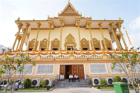 ចំណាយជាង ១លានដុល្លារ សង់ព្រះវិហារ ព្រះពុទ្ធ បដិមា និងសមិទ្ធផលនានា ក្នុងវត្តព្រះបារមីវង្កបុរី