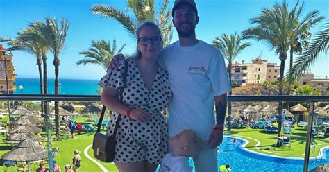 Ashleigh Smith Travel Massive