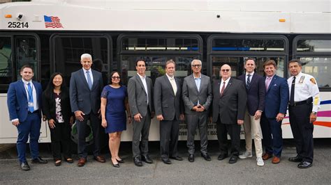 Nj Transit Introduces New Buses See Photos Of Whats Updated