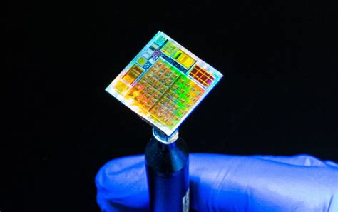 Functional 2d Enabled Microchips Become Reality Kaust Discovery