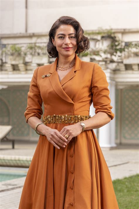 Garota Do Momento Estreia Com Mergulho Nos Anos Confira Como A D Cada Ser Retratada