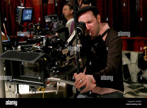 Lucky Number Slevin Director Paul Mcguigan On Set 2006 ©the