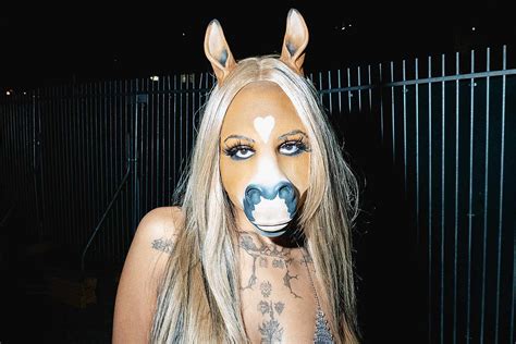 Horsegiirl Is Half Human Half Horse And A Full Musician How She Went