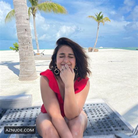 Ileana Dcruz Hot Sexy Colorful Bikini Pics Collection Aznude