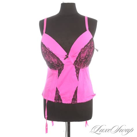 Incredible Brand New With Tags Rene Rofe Hot Pink And Black Lace