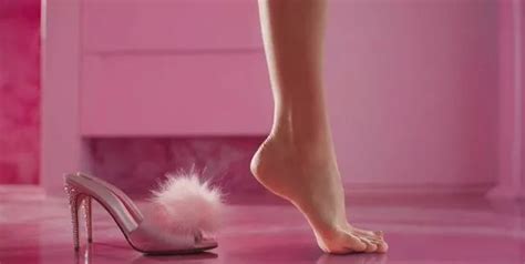 Margot Robbie S Barbie Feet Drive Foot Fetishists Wild This Is Literal Porn Daily Star