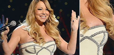 Celebrity Nipple Slips Mirror Online