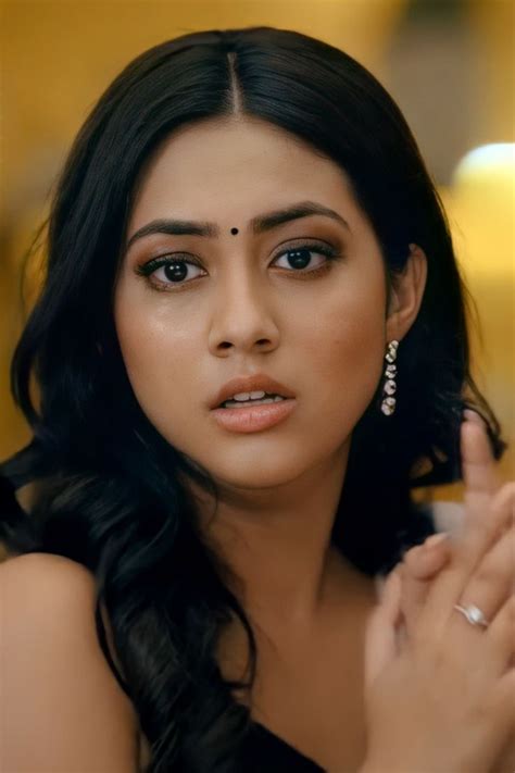 Pin By Srimagesh On Beautiful Girl Body Basketball Hairstyles