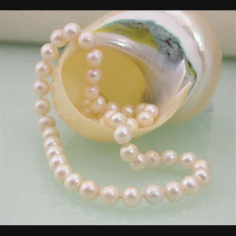 Колие Морско дъно М217Н от соленоводни бели перли 7 5мм Естествени култивирани перли