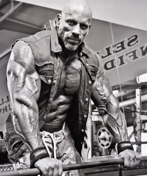 Stan Efferding Bench Press