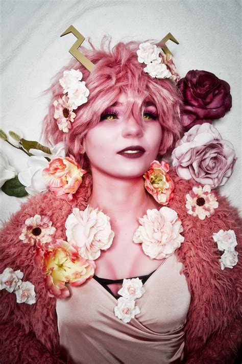 Mina Ashido By Queenawesomecos [self] R Cosplay