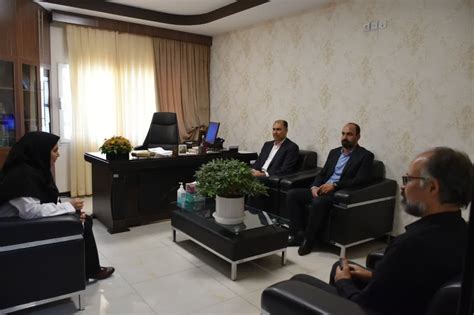 برگزاری مراسم تکریم دکتر سیدمهدی دیباجی ومعارفه خانم دکتر تقوایی ریاست جدید بیمارستان