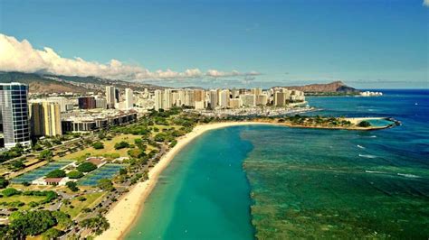 Ala Moana Beach Park And Magic Island Lagoon Ala Moana Beach