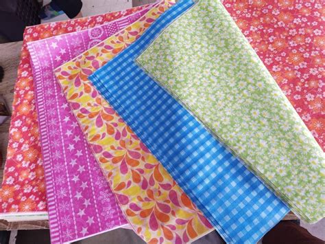 กระดาษสาห่อเหรียญโปรยทาน แบบลาย