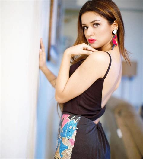 Avneet Kaurs Instagram Feed Is Arguably One Of The Most Fashionable