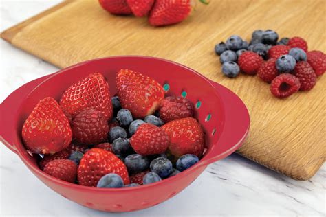 Spectrum Diversified Designs Llc Colanders And Strainers