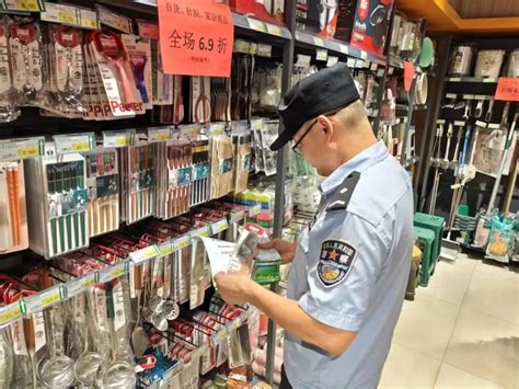 夏季行动 · 平安守护 高新区公安分局深入辖区开展管制刀具专项检查 澎湃号·政务 澎湃新闻 The Paper