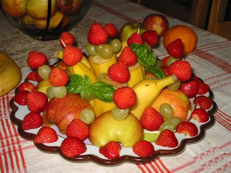 Подскажите как красиво подать фрукты на стол в день рождения ребенка Marina 31322 Ответы Mail