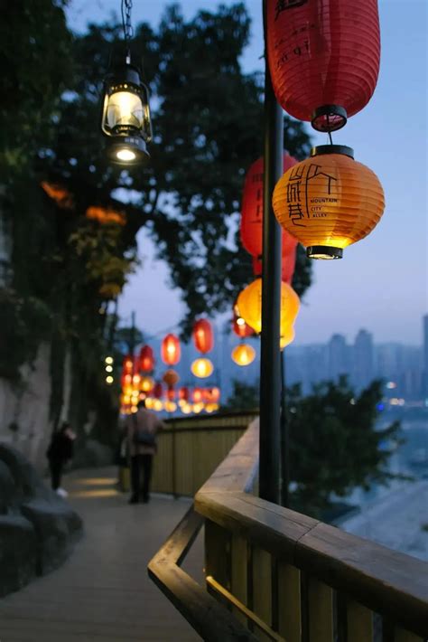 建设国际消费中心试点城市核心区两周年，重庆渝中区实践出6条可行有效的方法新闻中心赢商网