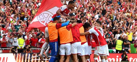 Результати 4 туру АПЛ “Арсенал” переміг МЮ “Ман Сіті” розбив “Фулгем