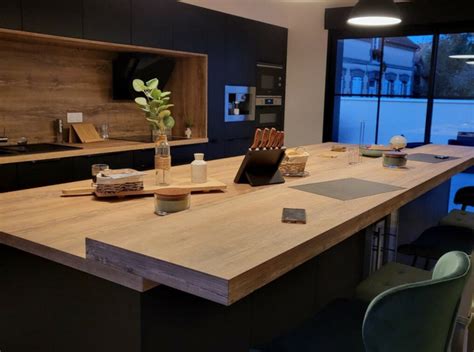 Réalisations Cuisine Spacieuse Design Moderne Noir Comera Cuisines