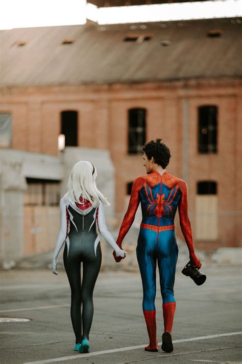 This Couple Did An Amazing Spiderman Themed Photo Shoot Spiderman
