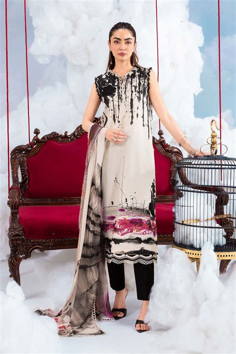 Mb Cusv14 06b 3 Pc Unstitched Embroidered Lawn Suit Mariab