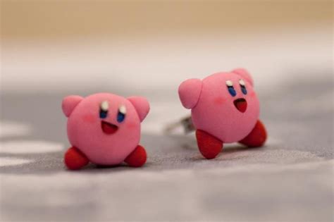 Kirby Earrings Etsy Polymeerkleiknutsels Polymeer Klei Projecten