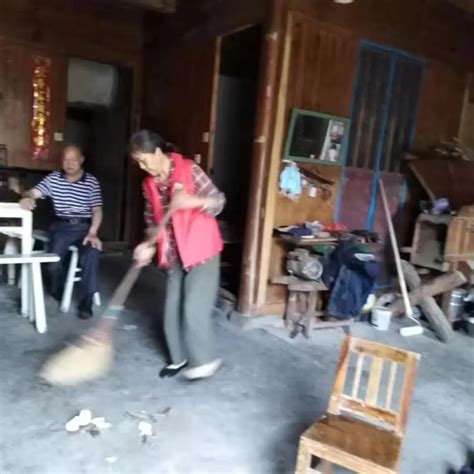 巾帼红丨衢州开化：巾帼志愿力量 助力美丽庭院提升澎湃号·政务澎湃新闻 The Paper