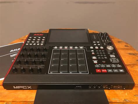 Akai Mpc X Sampler Sequencer Novo