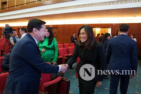ФОТО Шинэ парламентын шинэ өнгө News Mn