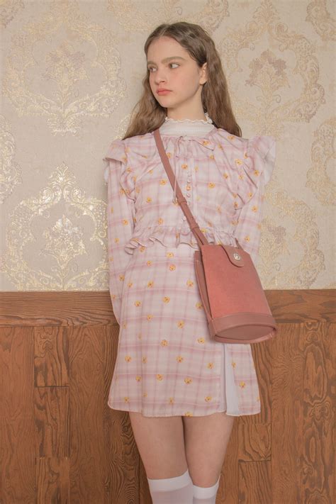 Sinoon 시눈 2019 Ss Collection 디자이너브랜드 Designerbrand 걸리쉬 로맨틱 러블리 Lovely Romantic Girlish