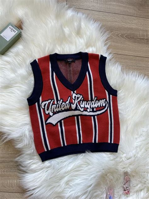 Жилетка жіноча Dont Call Me Jennifer — ціна 450 грн у каталозі Жилетки Купити жіночі речі за