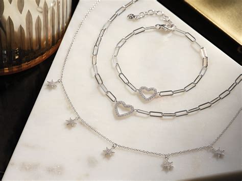 American Swiss Mom Deserves It