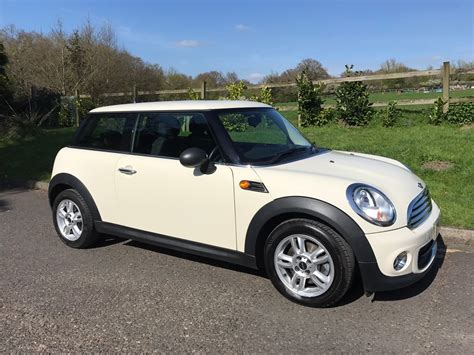Molly Has Chosen This 2012 Mini One 16 Pepper Pack Pepper White Mrs