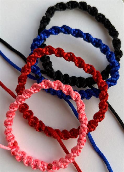 String Bracelets Dazzleish