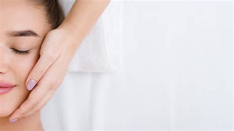 სახის მასაჟი